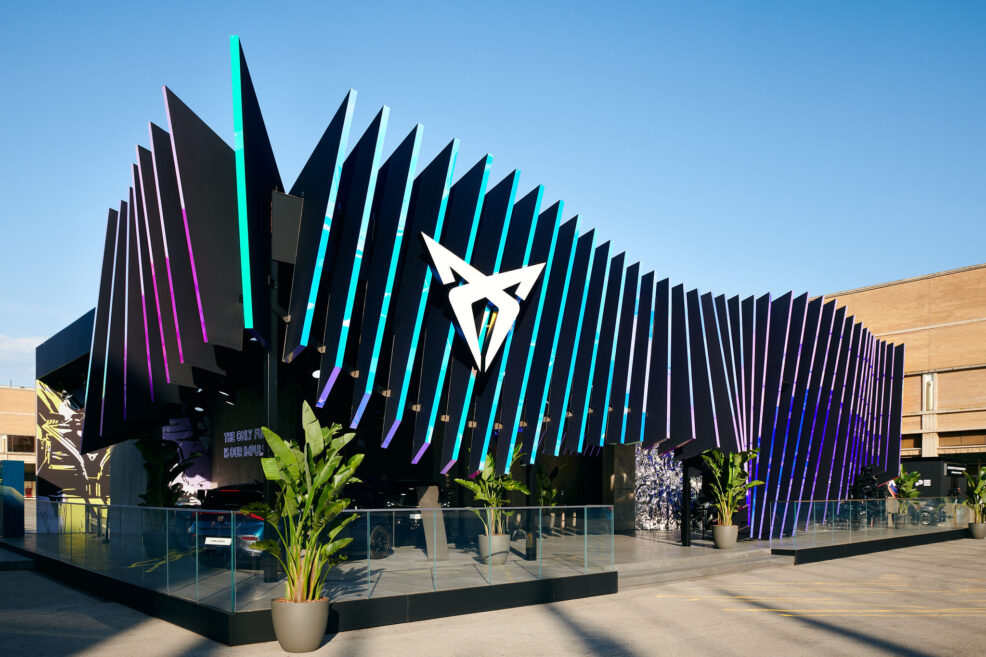 Stand for CUPRA at the Automobile Show 23' | Dicom events